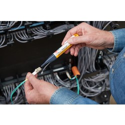 FIBERLERT-125 - FLUKE NETWORKS - FiberLert, | Anixter